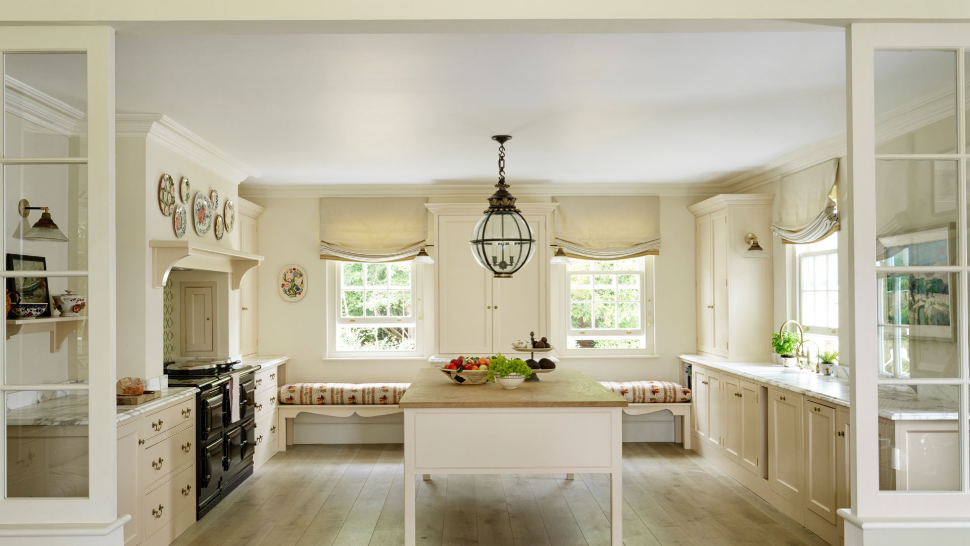 Salvesen Graham | Home