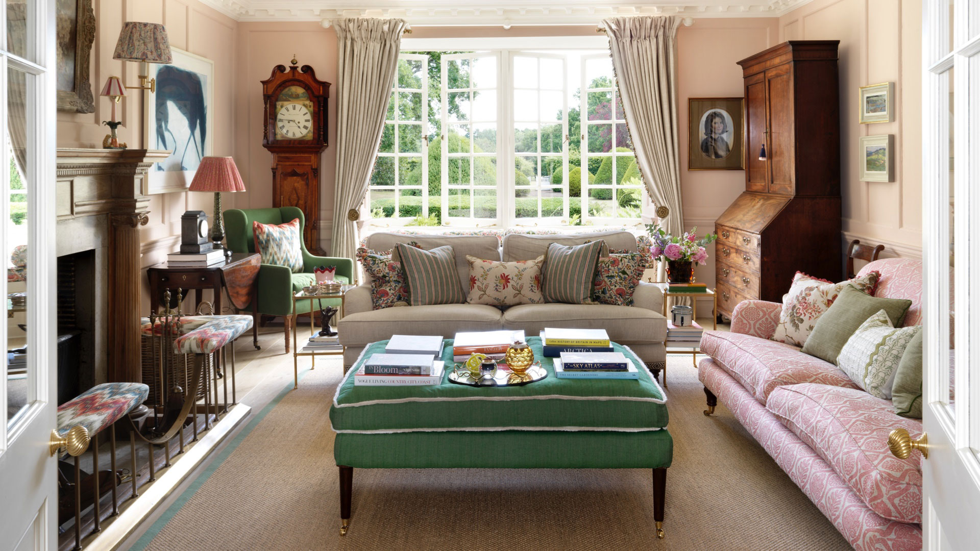 Salvesen Graham | Home
