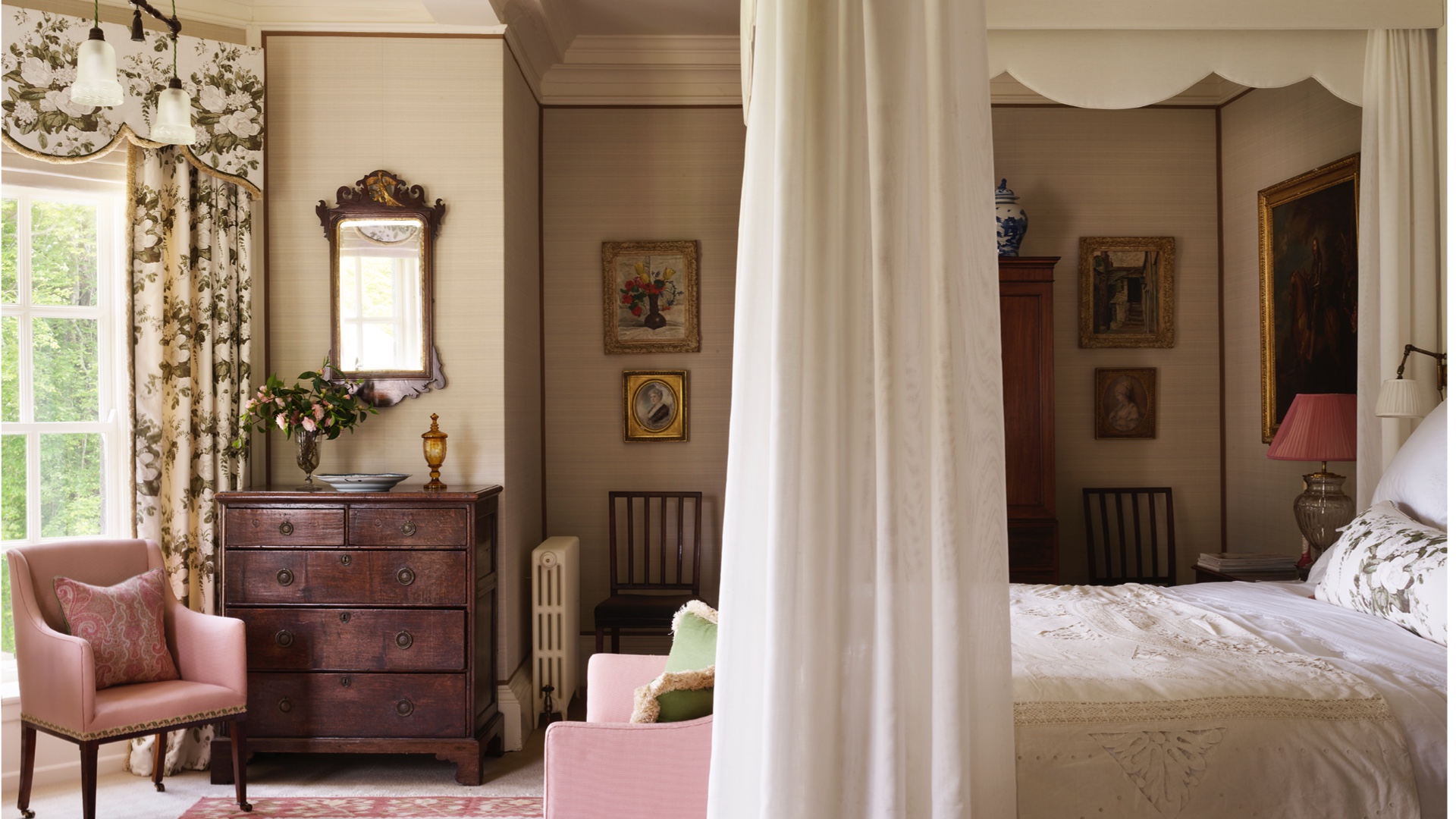 Salvesen Graham | Home