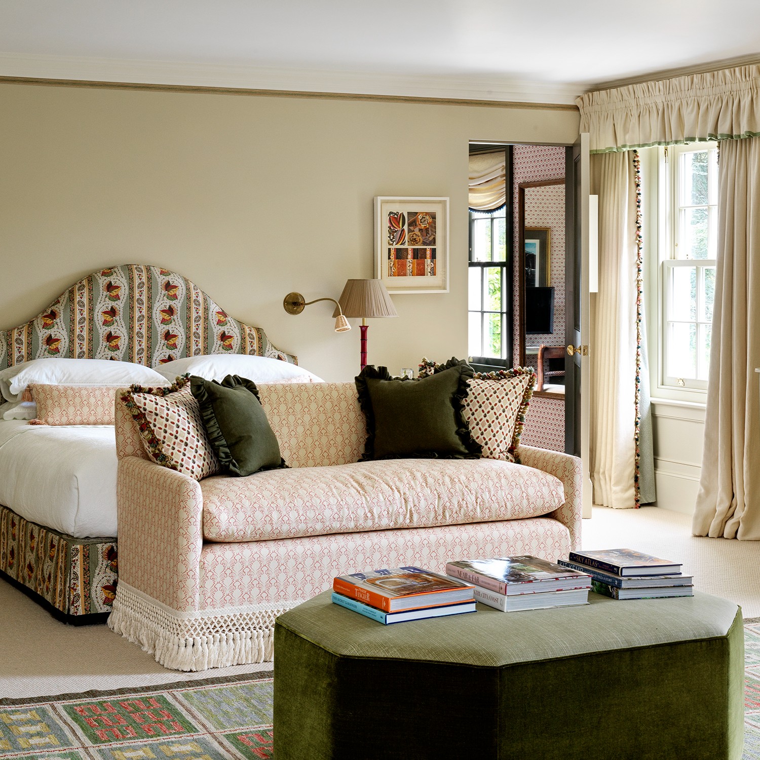 Salvesen Graham | Salvesen Graham Sofa | Upholstered Furniture