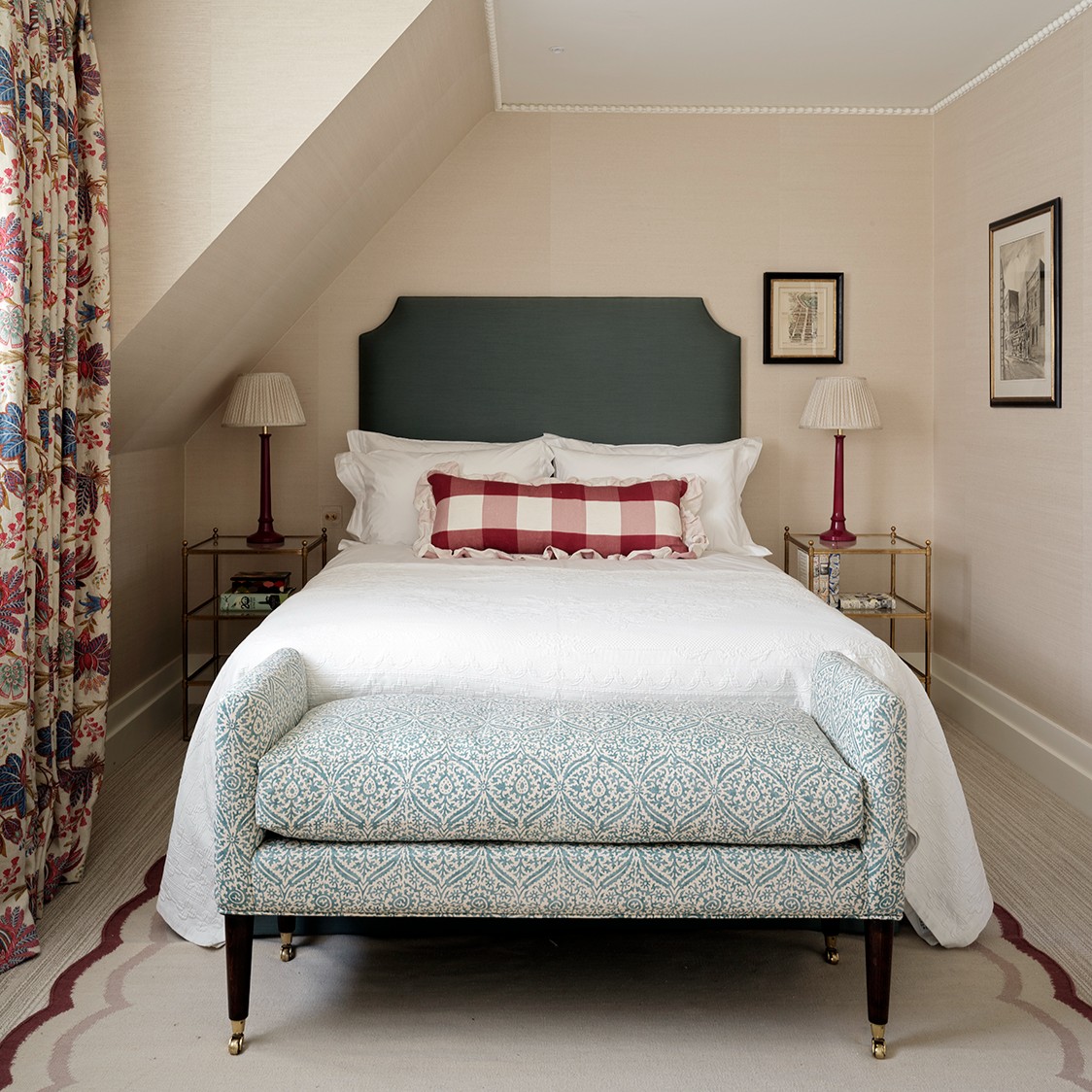 Salvesen Graham Window Seat